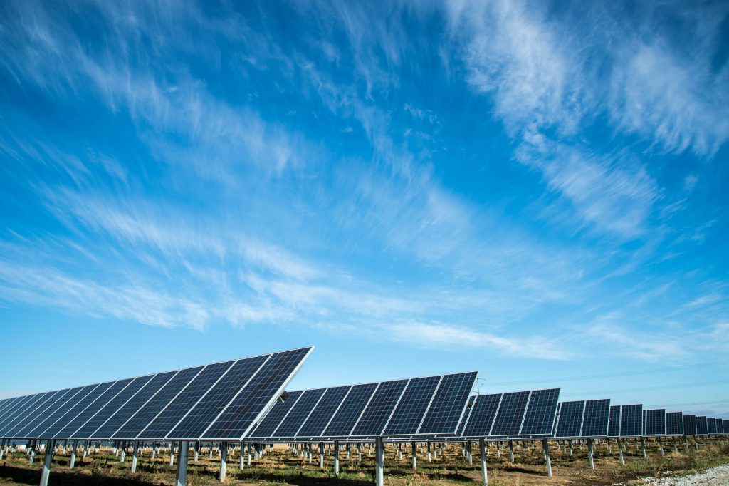 UK Stores Set To Sell Plug-In Solar Panels Soon