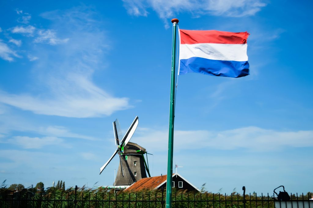 UK to adopt Dutch-style jobs system - HotMinute
